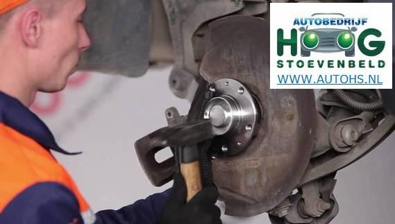 Kapotte wiellager vervangen: Wanneer zijn ze kapot? Kan ik doorrijden ...